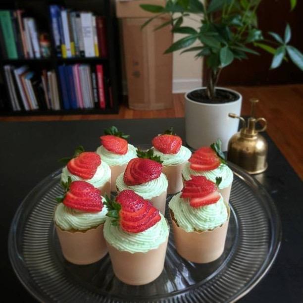 Basil Whipped Cream Frosting Recipe – Click & Grow Asia